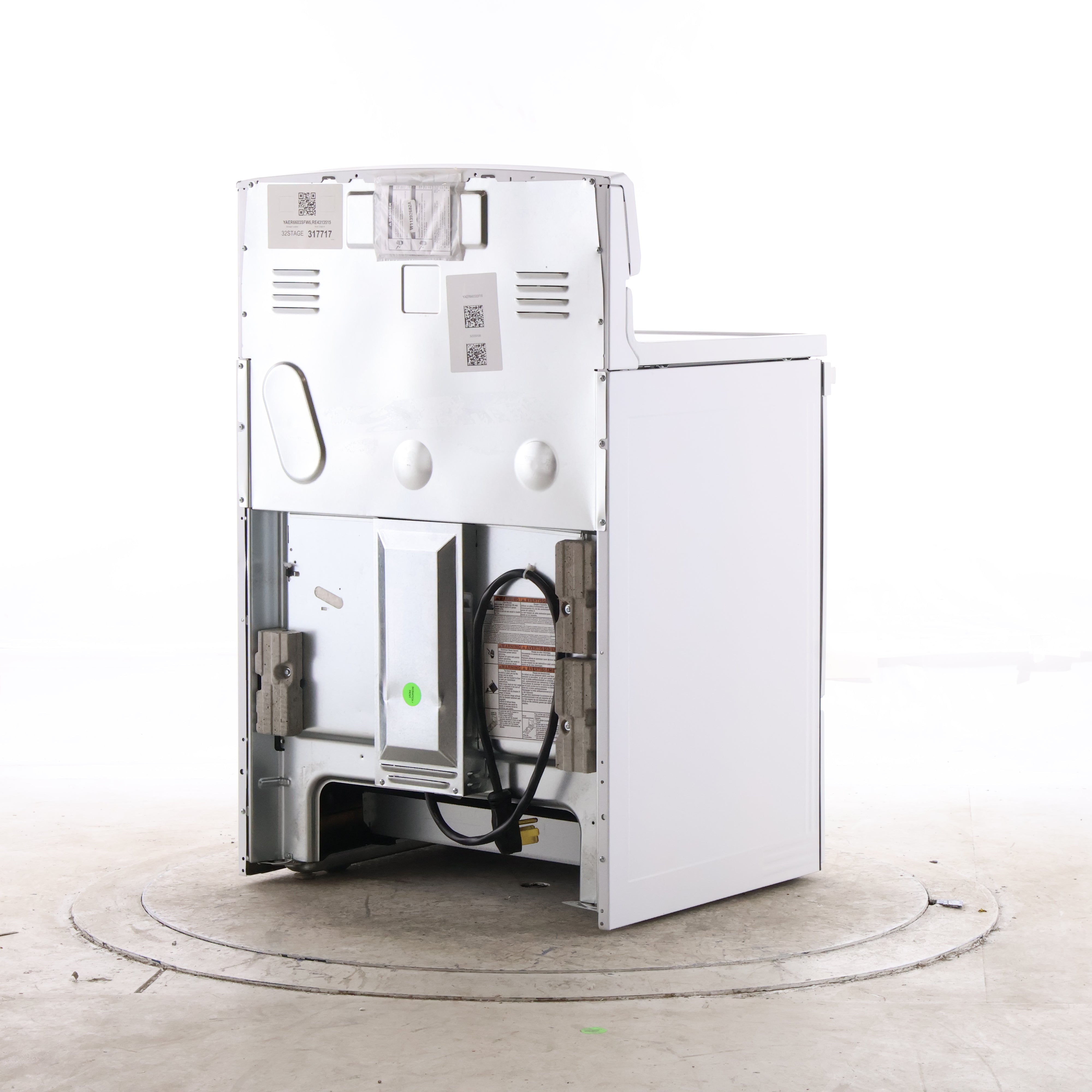 Amana 30 Inch Electric Range with Self-Clean Option - YAER6603SFW ...