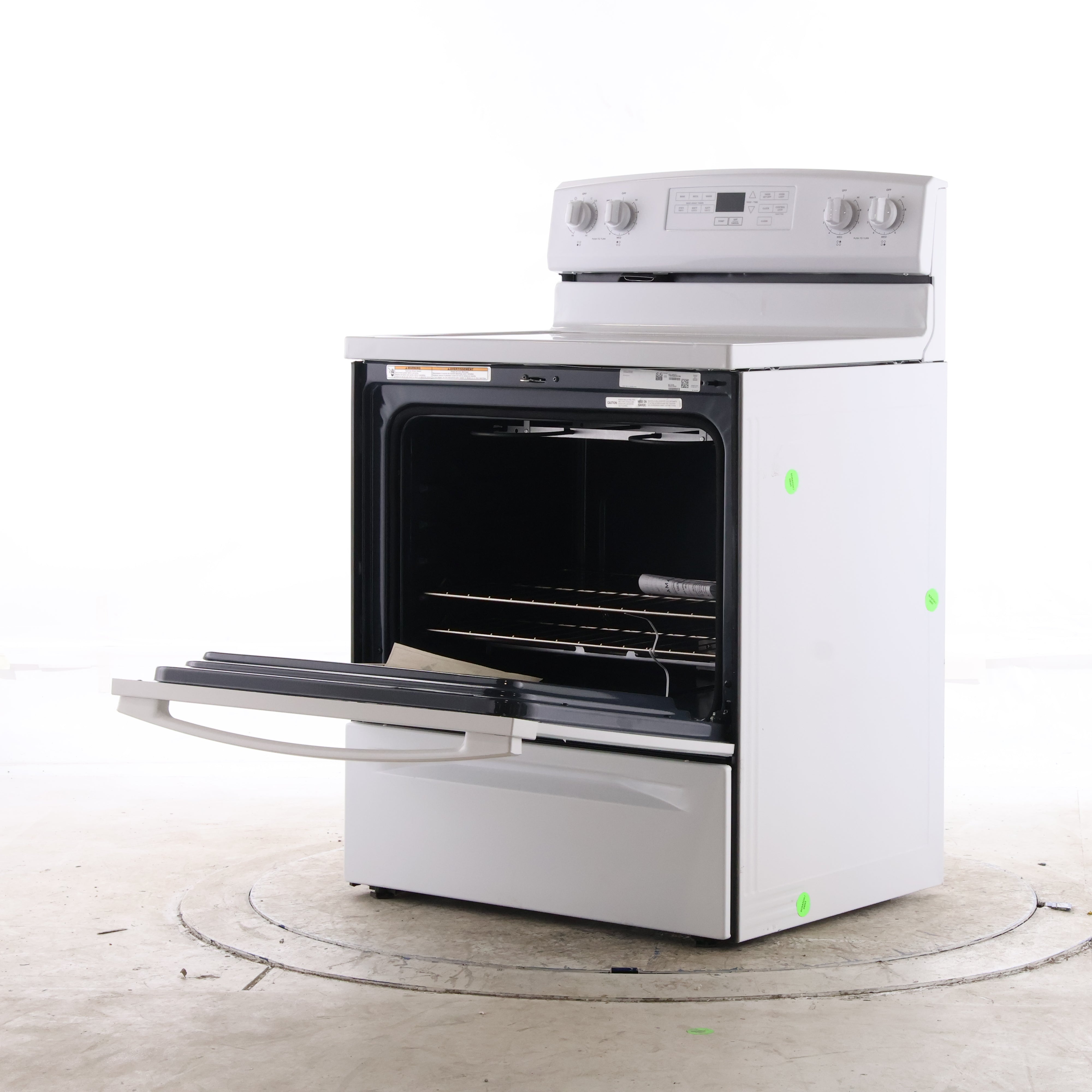 Amana 30 Inch Electric Range with Self-Clean Option - YAER6603SFW ...